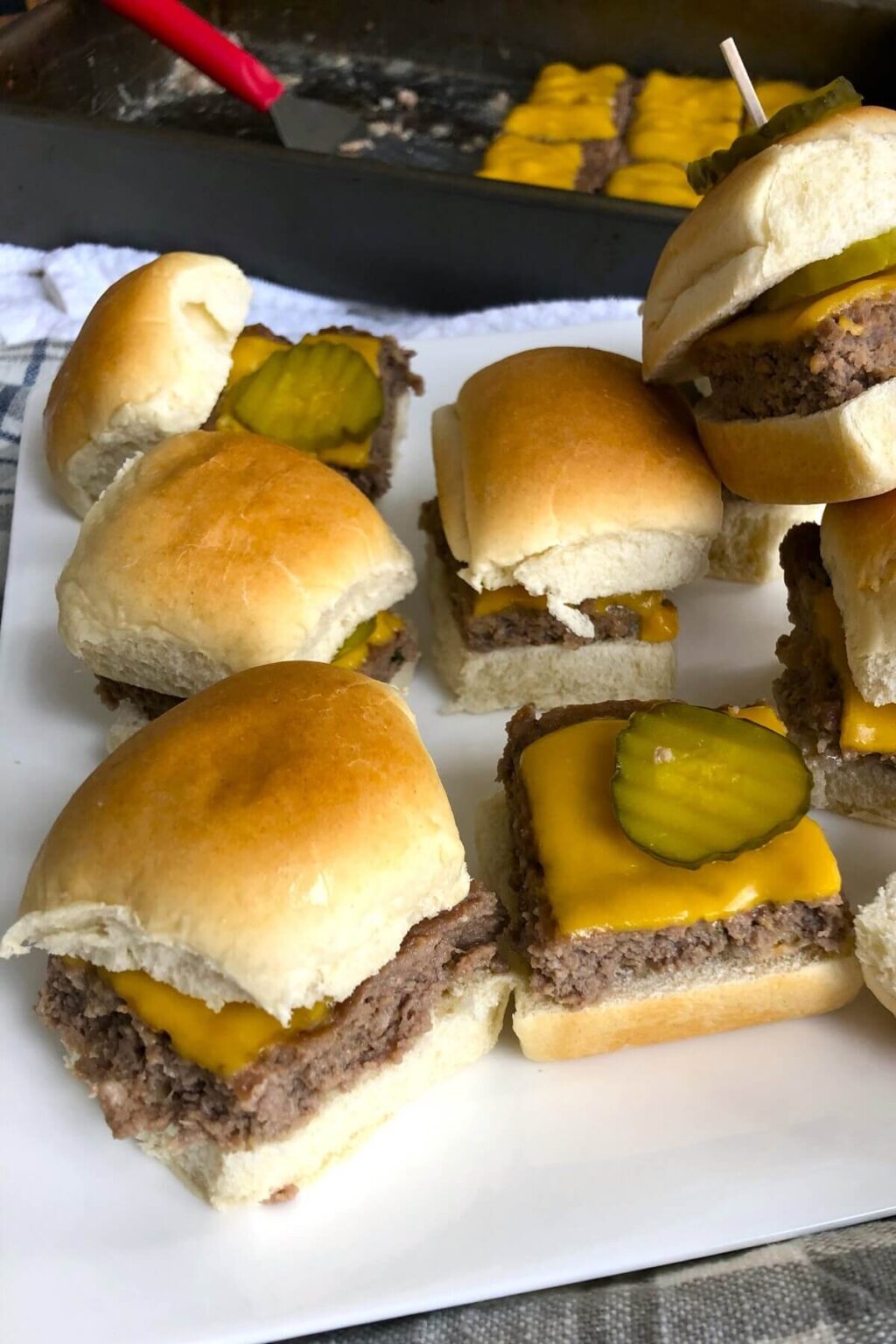 Cheeseburger Sliders for a Crowd