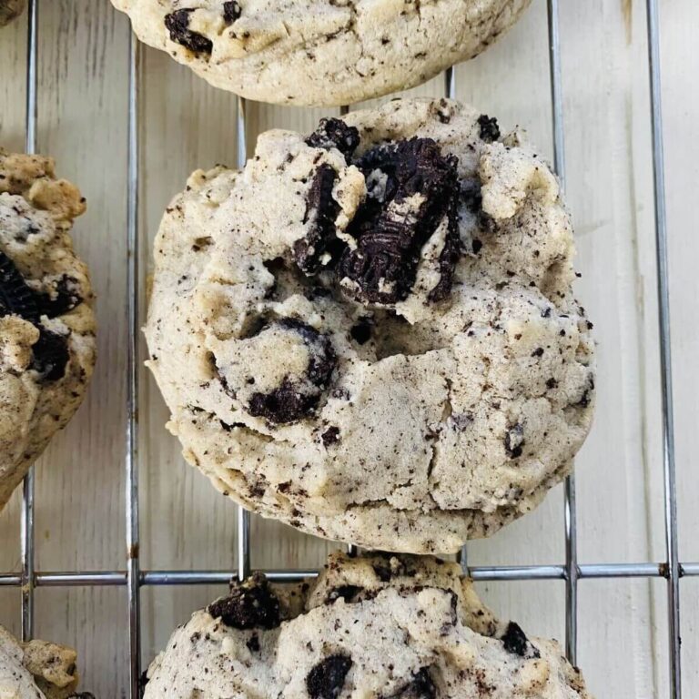 Chocolate Chip Cookies with Chocolate Pudding