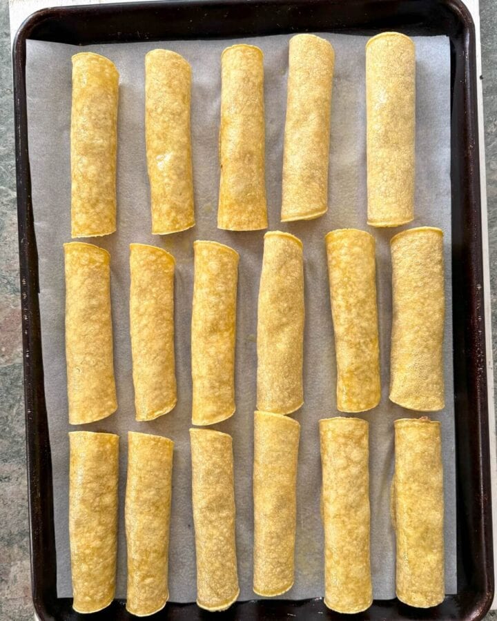 Rolled Tacos {Baked and Crispy Taquitos}